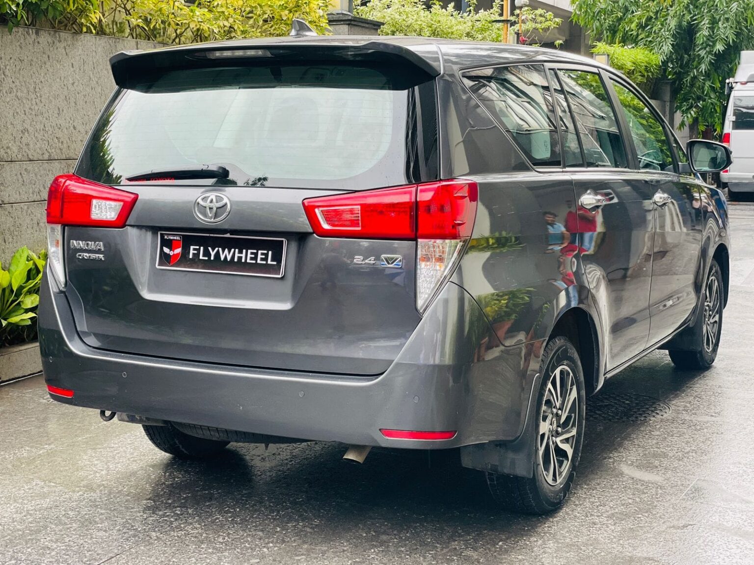 Toyota Innova Crysta VX 2.4 MT - FLYWHEEL
