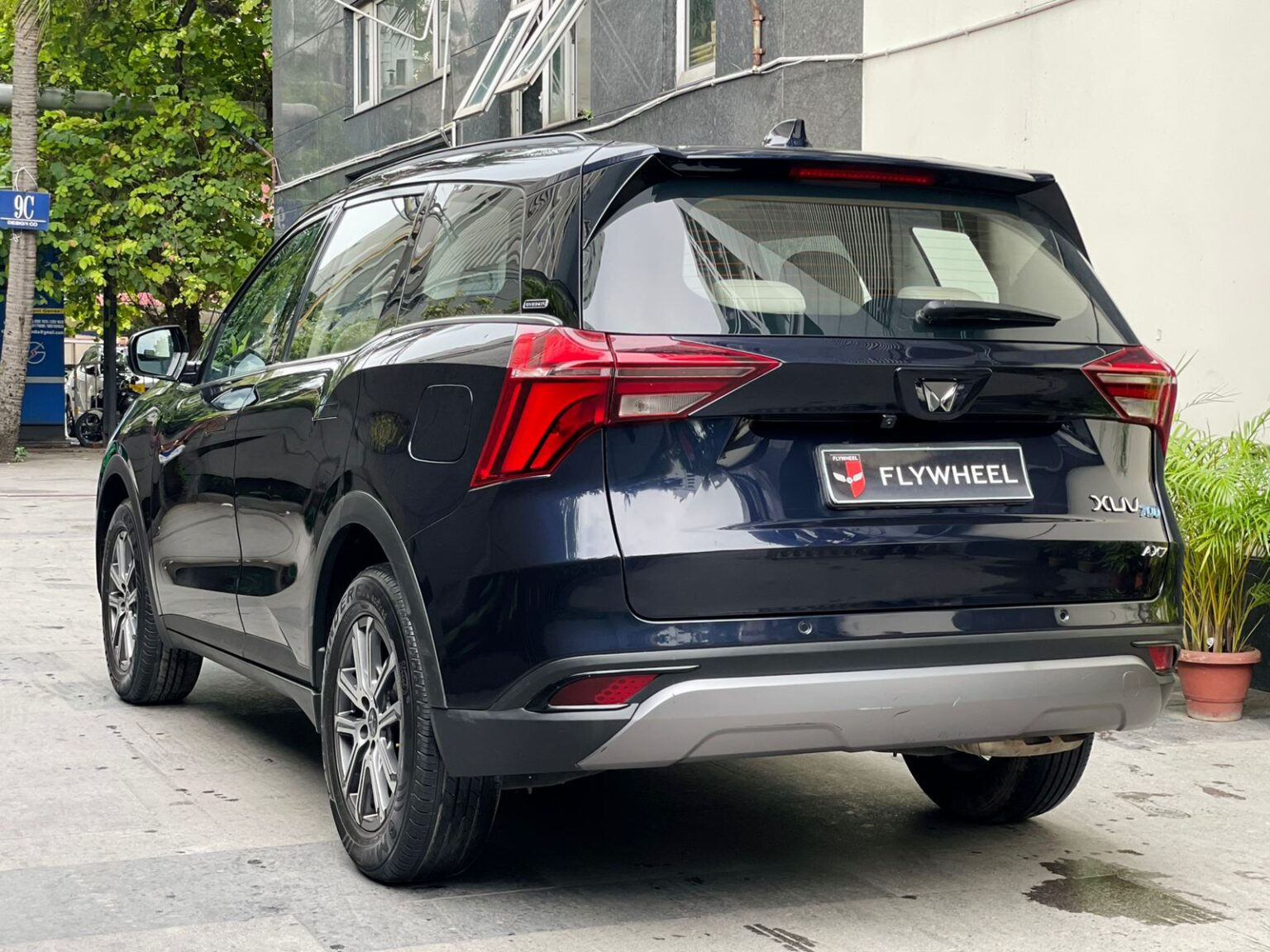 MAHINDRA XUV700 AX7 AT 7SEATER - FLYWHEEL