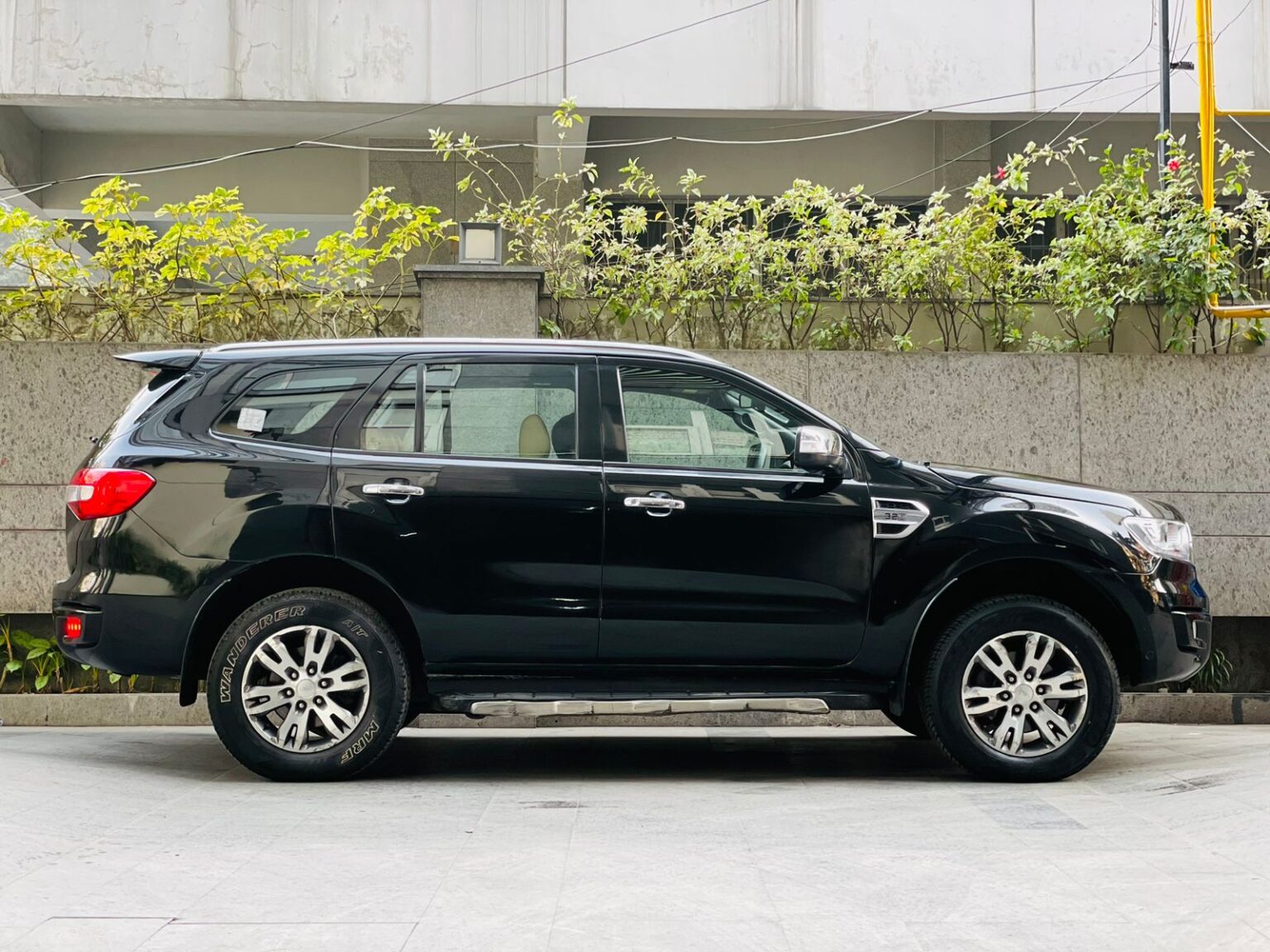 FORD ENDEAVOUR 3.2L TITANIUM 4 - FLYWHEEL